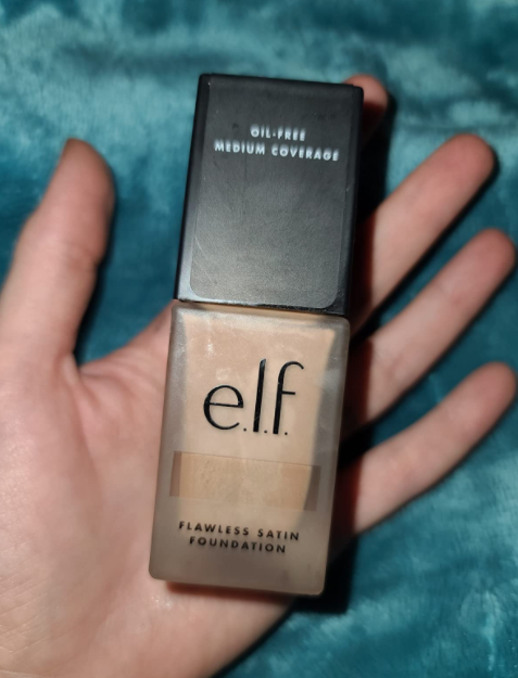 10 Best Full Coverage Drugstore Foundations of 2022 - Redmond Mom